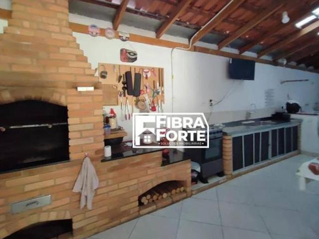 Casa para venda com amplo quintal no bairro Nova Europa, regiao Pq Prado