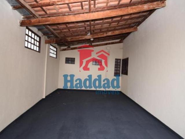 CASA PARA VENDA COM DUAS VAGAS DE GARAGEM