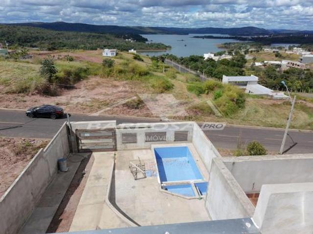 Casa para venda com vista exuberante para o lago em Caldas Novas/GO