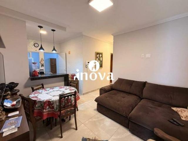 Casa para venda com 03 quartos bairro Jardim Maracanã