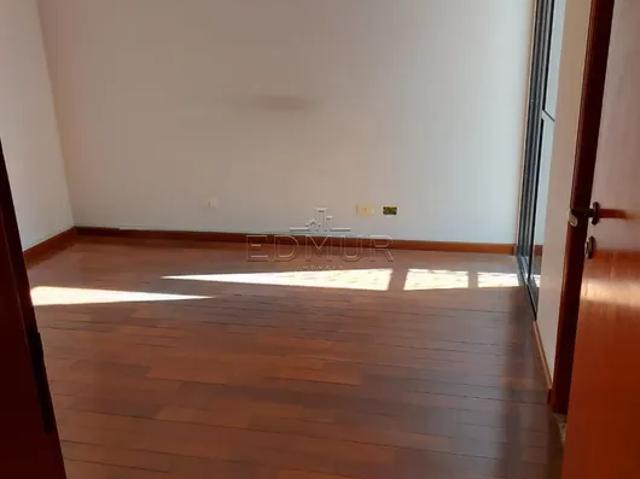 CASA para VENDA com 286m² no bairro Jardim com 4 quartos e 4 vagas. Santo André, SP
