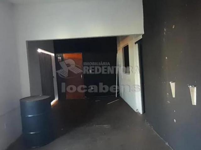 Casa para venda com 2 dormitórios e 2 vagas de garagem