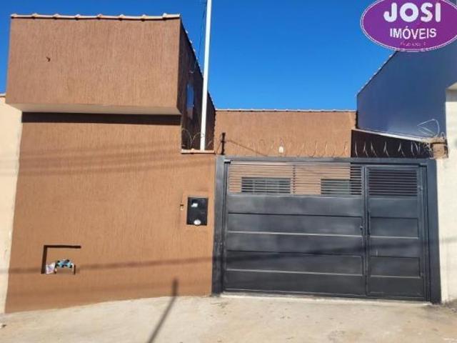 Casa para venda com 2 quartos, no Residencial Júlio Alves em Alfenas/MG por R$ 250 mil