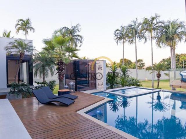 Casa para venda com 3462 m² e 4 quartos em Jardim Shangri Lá, Bauru SP