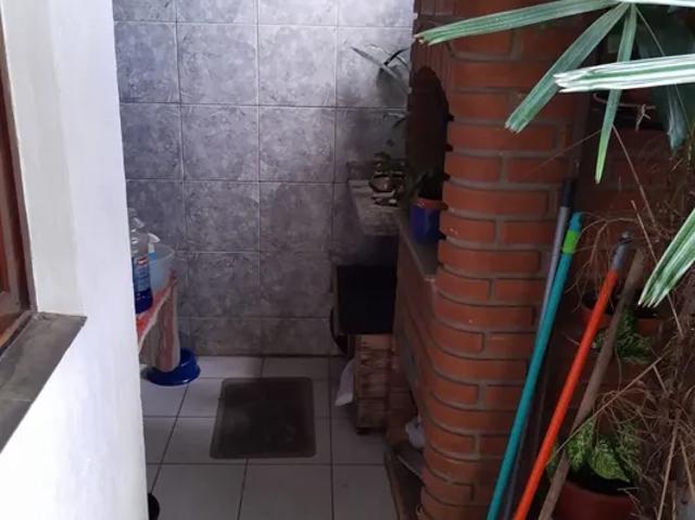 Casa para venda com 382 metros quadrados com 3 quartos