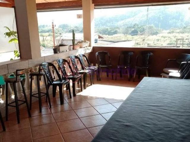 CASA para VENDA com 3 dormitórios e piscina, Vila Maria Genoveva, Jundiaí SP