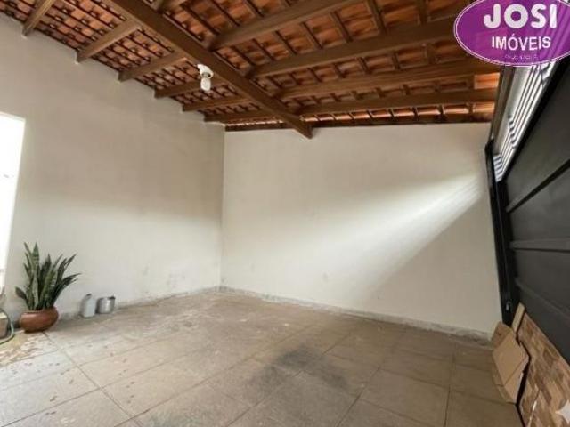 Casa para venda com 3 dormitórios, no Jardim Boa Esperança em Alfenas/MG