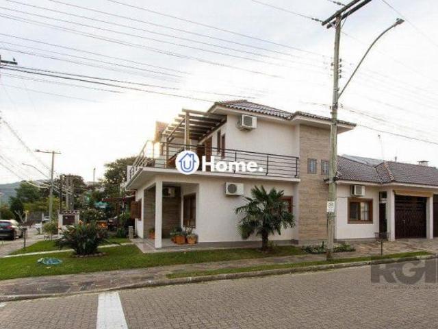 Casa para Venda com 3 dormitórios, sendo 1 suítes e 2 vagas no bairro Hípica