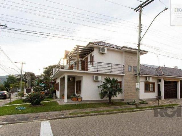 Casa para Venda com 3 dormitórios, sendo 1 suítes e 2 vagas no bairro Hípica