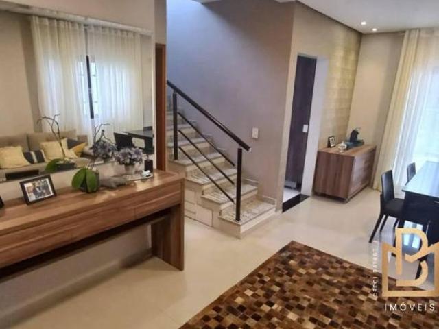 Casa para venda com 3 quartos no Bairro Vila Branca em Jacarei