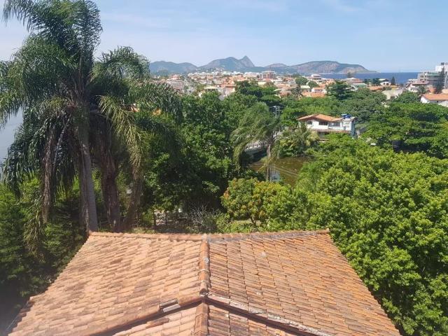 Casa para venda com 400 metros quadrados com 7 quartos em Piratininga Niterói RJ