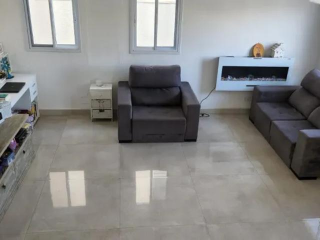 Casa para venda com 4 suítes no Condomínio Aruã Brisas em Mogi das Cruzes
