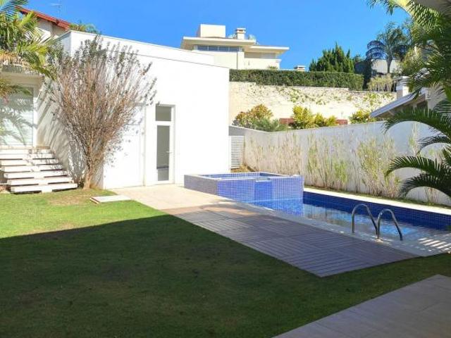 Casa para venda com 4 quartos, 610m² no Alphaville Campinas