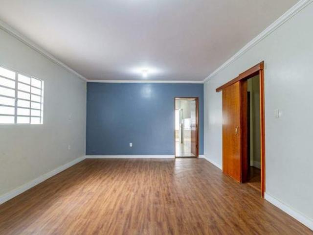 Casa para venda com 4 quartos e 400m² em Arniqueiras