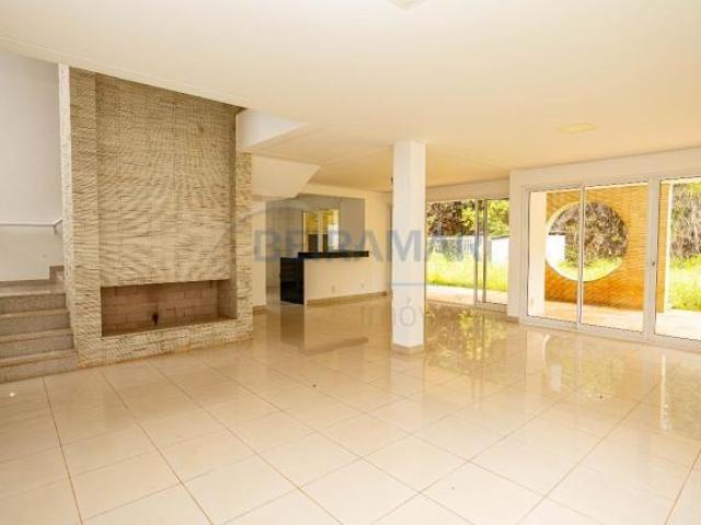 Casa para venda com 4 quartos sendo 3 suítes – Jardim Botânico / DF