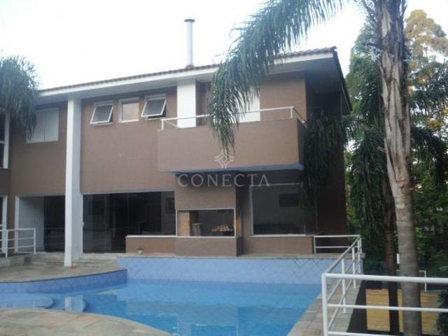 Casa para Venda com 5 Quartos no Tamboré 01