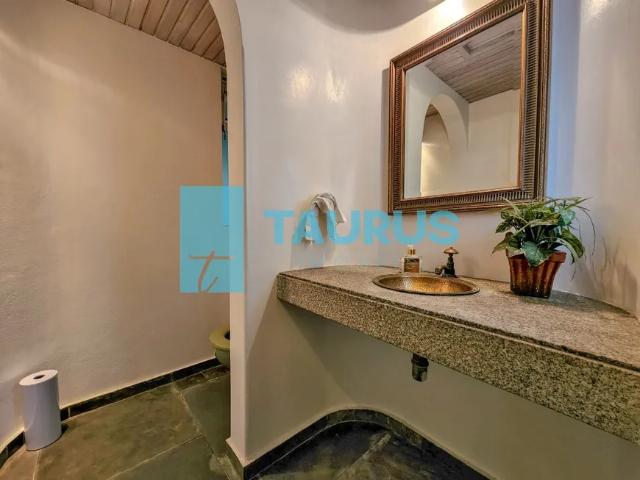 Casa para venda comprar ou alugar com quartos, 8 vagas no Morumbi, São Paulo SP