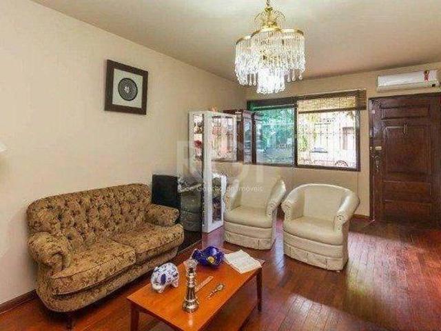 Casa para Venda de 3 dormitórios 6 vagas Chácara das Pedras