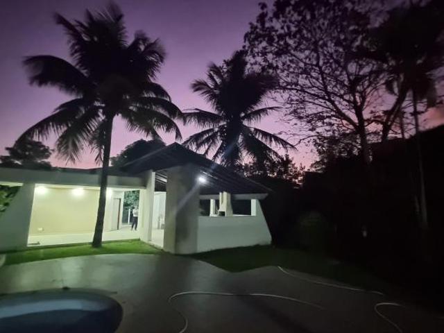 Casa para venda e aluguel em Nossa Senhora Do Perpétuo Socorro de 403.00m² com 3 Quartos, 3 Suites e