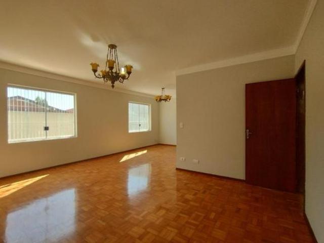 Casa para venda e aluguel em Nova Piracicaba de 130.00m² com 3 Quartos, 1 Suite e 3 Garagens
