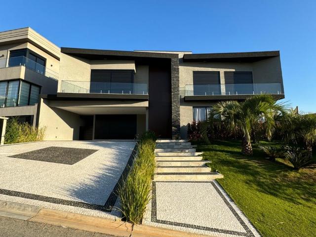 Casa para venda e aluguel em Alphaville em Santana De Parnaíba São Paulo de 600.00m² com 4 Quartos, 4 Suítes e 6 Garagens