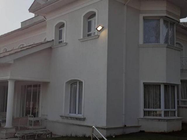Casa para venda e aluguel em Alphaville Residencial Dois de 843.00m² com 5 Quartos, 5 Suites e 8 Gar