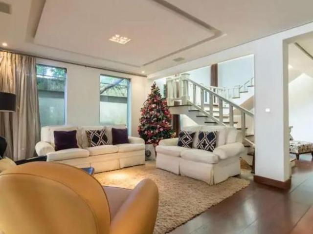 Casa para venda e aluguel em Brooklin Paulista de 528.00m² com 4 Quartos, 4 Suites e 5 Garagens