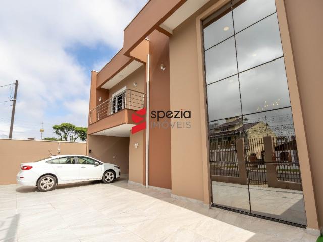 Casa para venda e aluguel em Capão Raso em Curitiba Paraná de 380.49m² com 3 Quartos, 3 Suítes e 6 Garagens