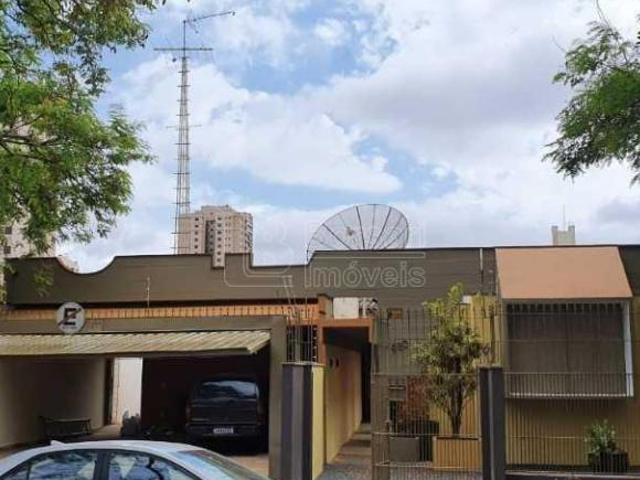 Casa para venda e aluguel em Centro de 596.00m² com 6 Quartos, 3 Suites e 5 Garagens