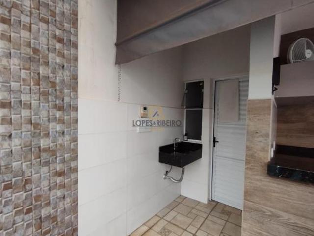 Casa para venda e aluguel em Centro de 217.45m² com 3 Quartos, 1 Suite e 3 Garagens