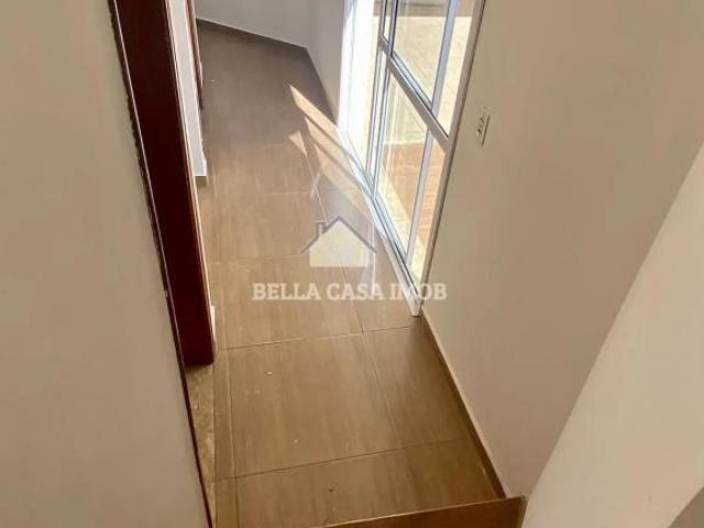 Casa para venda e aluguel em Chácaras Reunidas São Jorge de 187.00m² com 3 Quartos, 3 Suites e 4 Gar