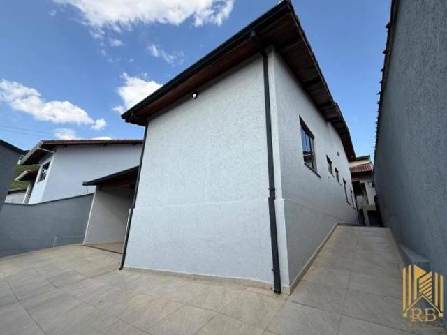 Casa para venda e aluguel em Colinas de Santa Bárbara, Pouso