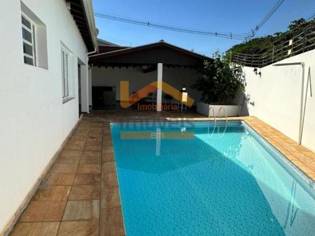 Casa para venda e aluguel em Jardim Alfa de 330.00m² com 4 Quartos, 2 Suites e 4 Garagens