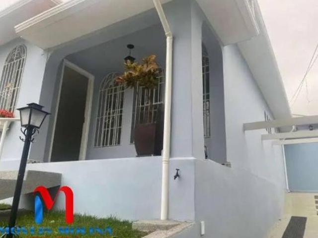 Casa para venda e aluguel em Jardim Do Mar de 300.00m² com 5 Quartos e 4 Garagens