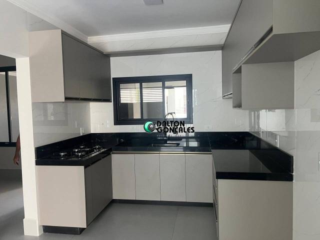 Casa para venda e aluguel em Jardim Residencial Nova Veneza em Indaiatuba São Paulo de 135.00m² com 3 Quartos, 1 Suíte e 2 Garagens