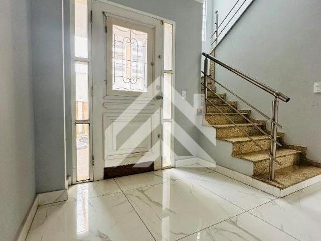 Casa para venda e aluguel em Jardim São Paulo de 320.00m² com 5 Quartos, 1 Suite e 4 Garagens