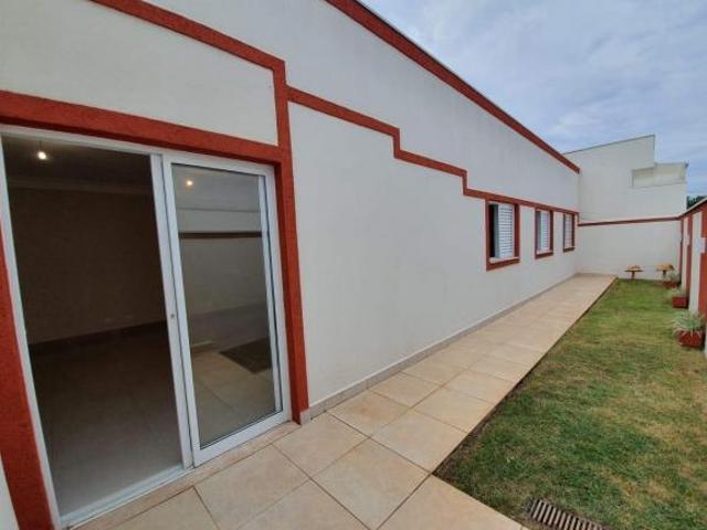 Casa para venda e aluguel em Jd Garret de 149.00m² com 3 Quartos, 1 Suite e 4 Garagens