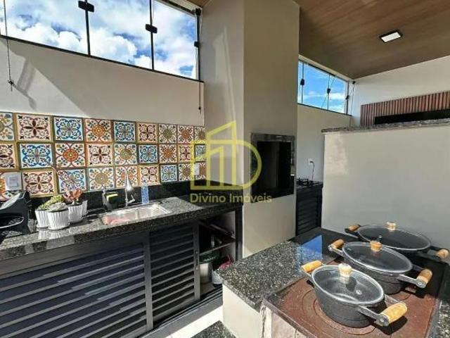 Casa para venda e aluguel em Parque Ecoresidencial Fazenda Jequitibá de 296.00m² com 3 Quartos, 3 Su
