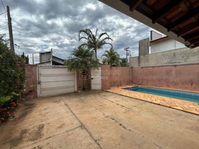 Casa para venda e aluguel em Residencial Cambuy de 178.00m² com 3 Quartos, 1 Suite e 2 Garagens