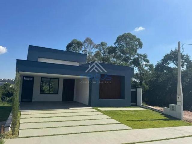 Casa para venda e aluguel em Residencial Vila Verde de 184.00m² com 3 Quartos, 3 Suites e 4 Garagens