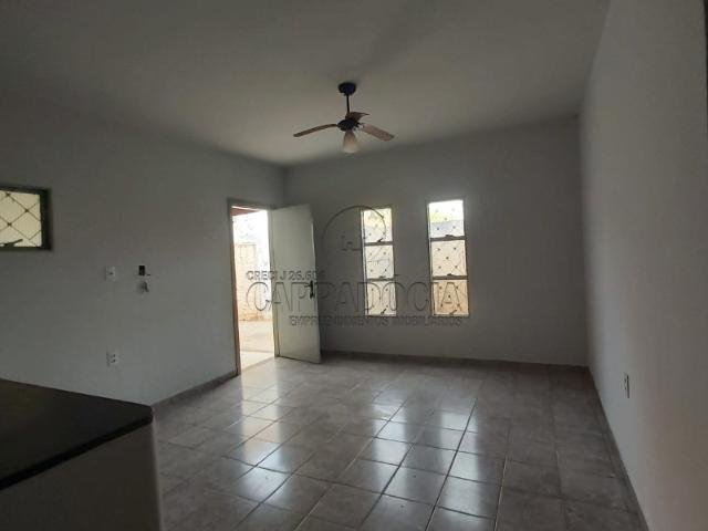 Casa para venda em São Francisco de 70.00m² com 2 Quartos e 4 Garagens