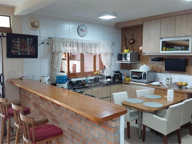 Casa para venda e aluguel em Serra Dos Lagos jordanésia em Cajamar São Paulo de 350.00m² com 5 Quartos, 4 Suítes e 4 Garagens