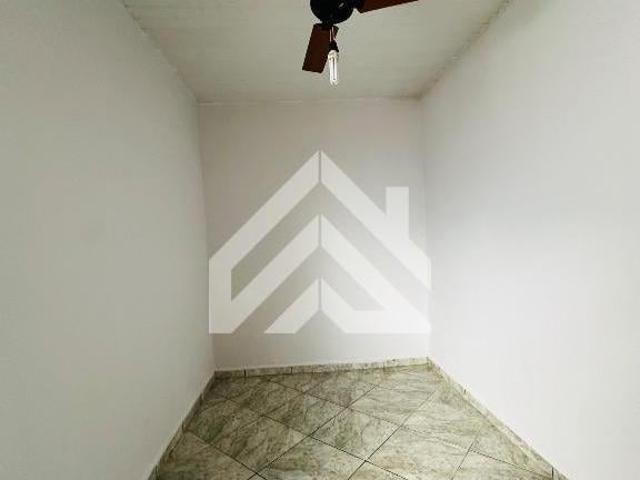 Casa para venda e aluguel em Vila Cristina de 131.00m² com 4 Quartos, 1 Suite e 1 Garagem