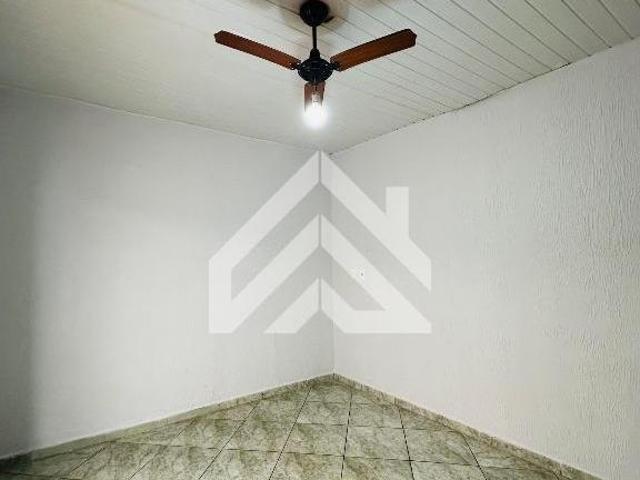 Casa para venda e aluguel em Vila Cristina de 131.00m² com 4 Quartos, 1 Suite e 1 Garagem