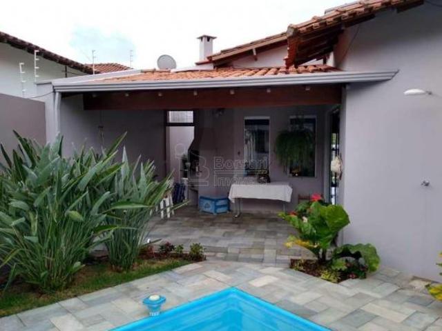 Casa para venda e aluguel em Vila Harmonia de 293.00m² com 4 Quartos, 1 Suite e 4 Garagens