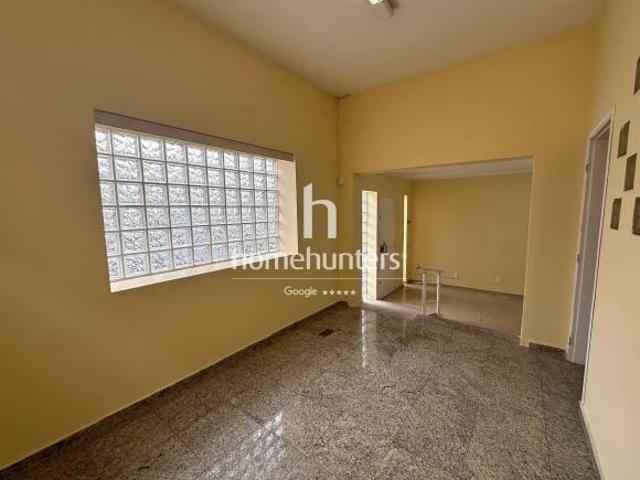 Casa para venda e aluguel em Vila Itapura de 144.00m² com 1 Quarto e 4 Garagens