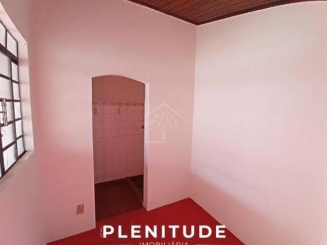 Casa para venda e aluguel em Vila Mendonça de 176.00m² com 3 Quartos, 1 Suite e 2 Garagens
