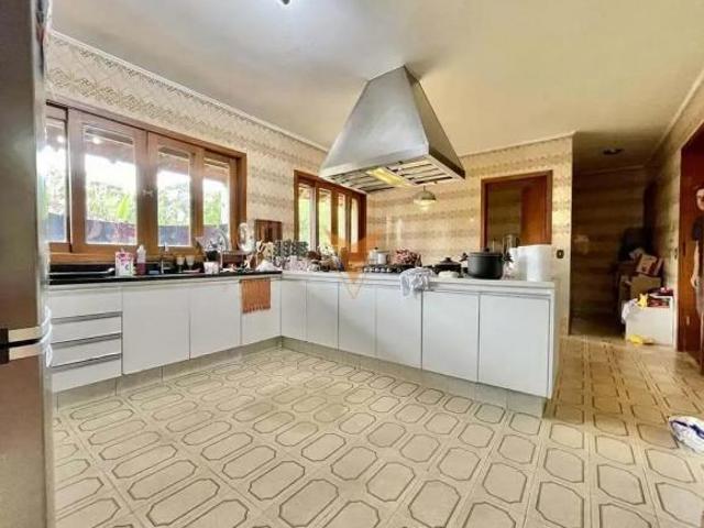 Casa para venda e aluguel em Vila Santo Antônio de 756.88m² com 5 Quartos, 3 Suites e 15 Garagens