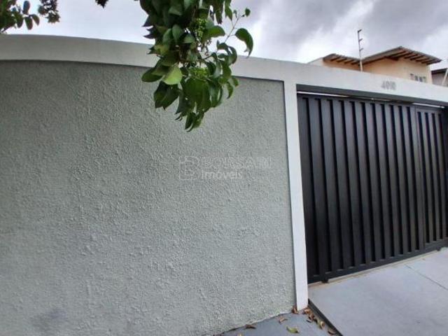 Casa para venda e aluguel em Yamada de 149.00m² com 3 Quartos, 1 Suite e 7 Garagens