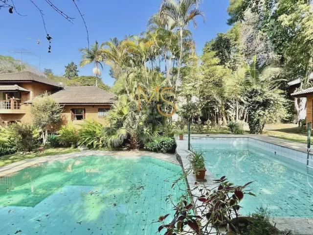 Casa para venda e aluguel, 5 suíte s, Vila Santo Antônio, Cotia